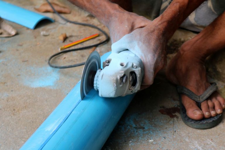 How To Cut PVC Pipe Lengthwise - EZYGRIND